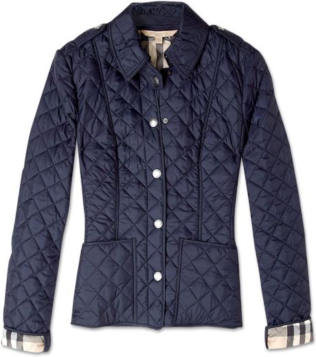 Burberry Brit Cropped Quilted Jacket in Blue (navy) | Lyst Burberry Brit Cropped Quilted Jacket in Blue (navy) | Lyst