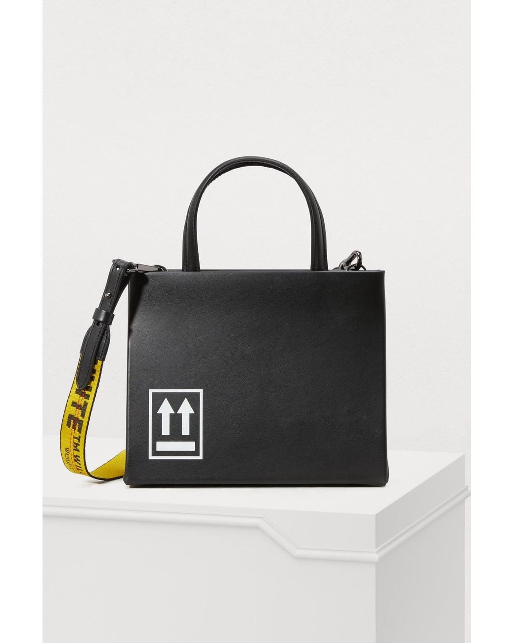 Off-White c/o Virgil Abloh Small Box Tote Bag in Black | Lyst