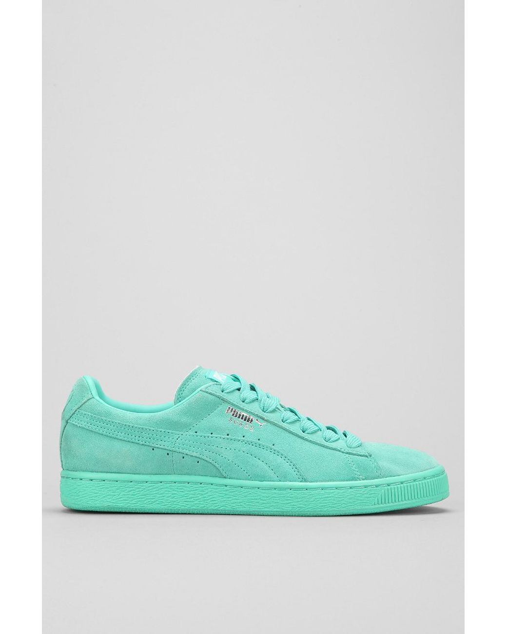 PUMA Classic Mono Suede Sneaker in Green for Men | Lyst