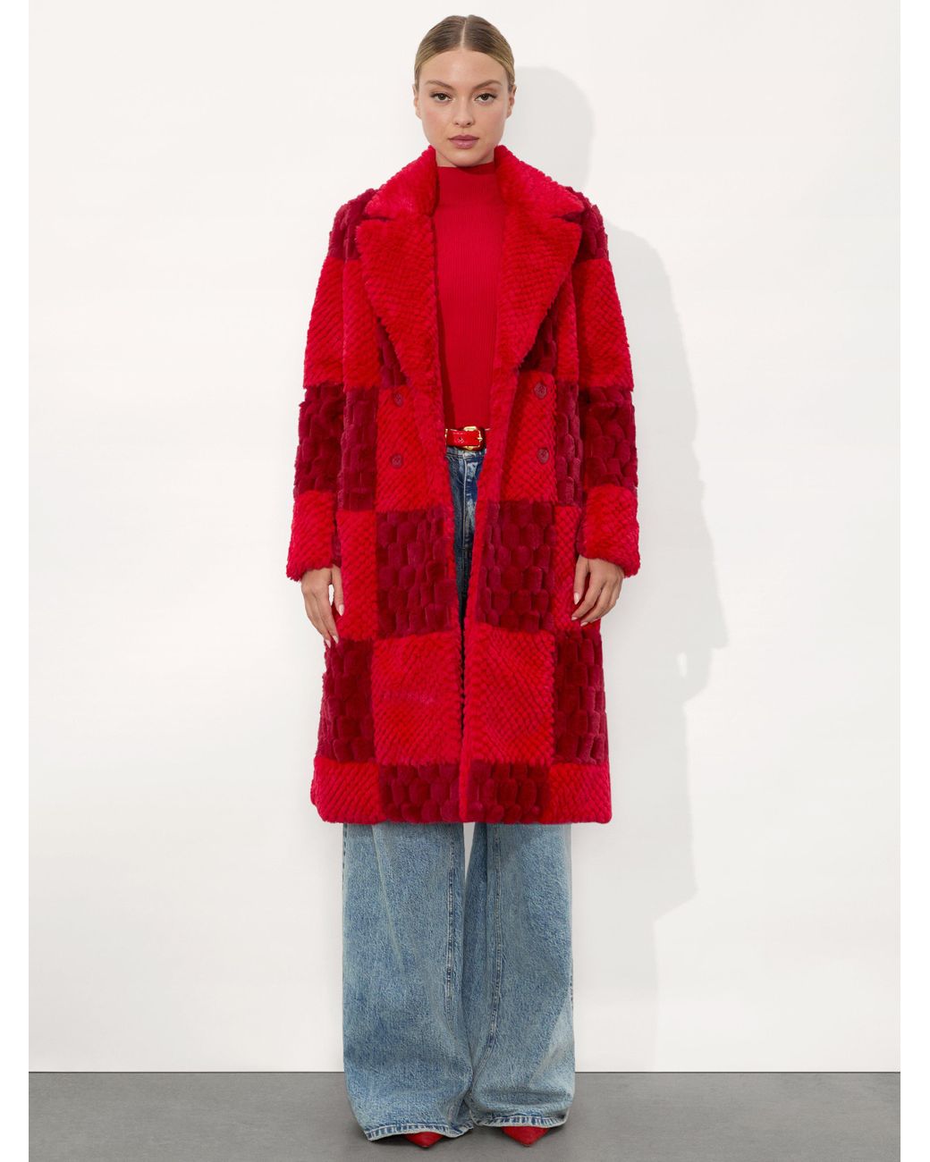 Alice + Olivia Moore Faux Fur Peacoat in Red | Lyst