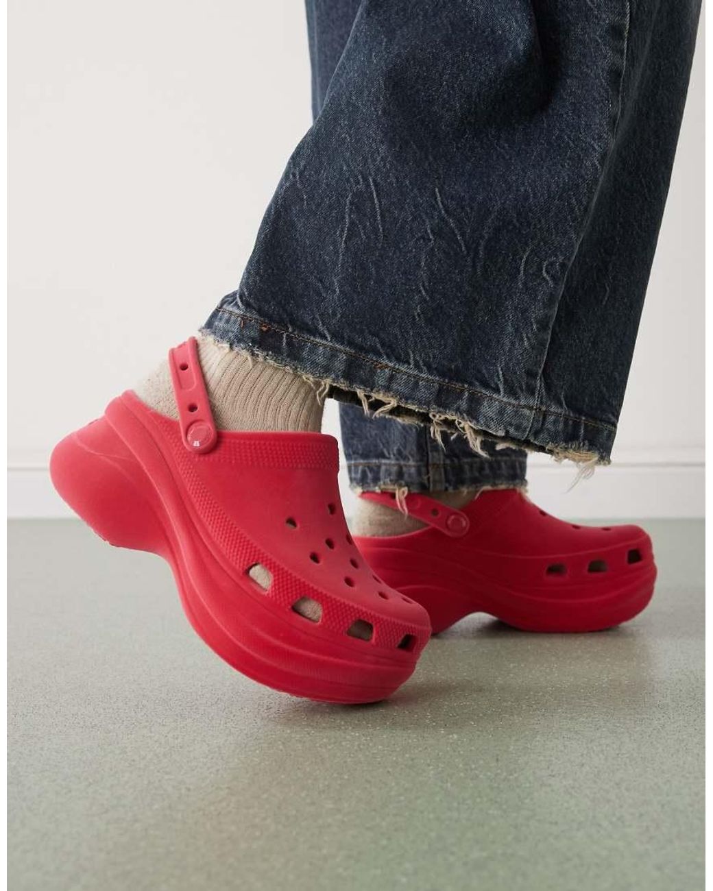 Crocs™ Bae Velvet Platform Clog in Blue | Lyst UK