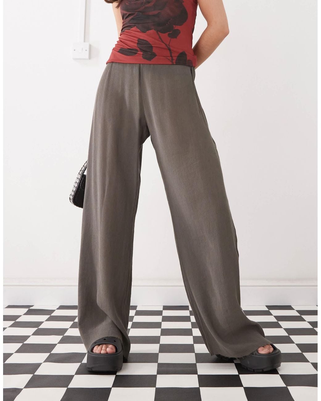 Weekday Wide Leg Plisse Pants | Lyst