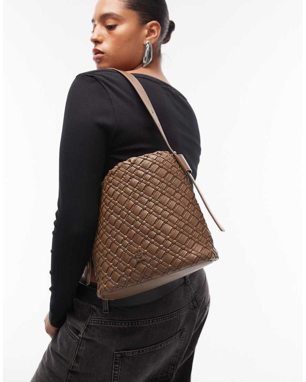 Tommy Hilfiger Braided Shoulder Bucket Bag in Black | Lyst UK