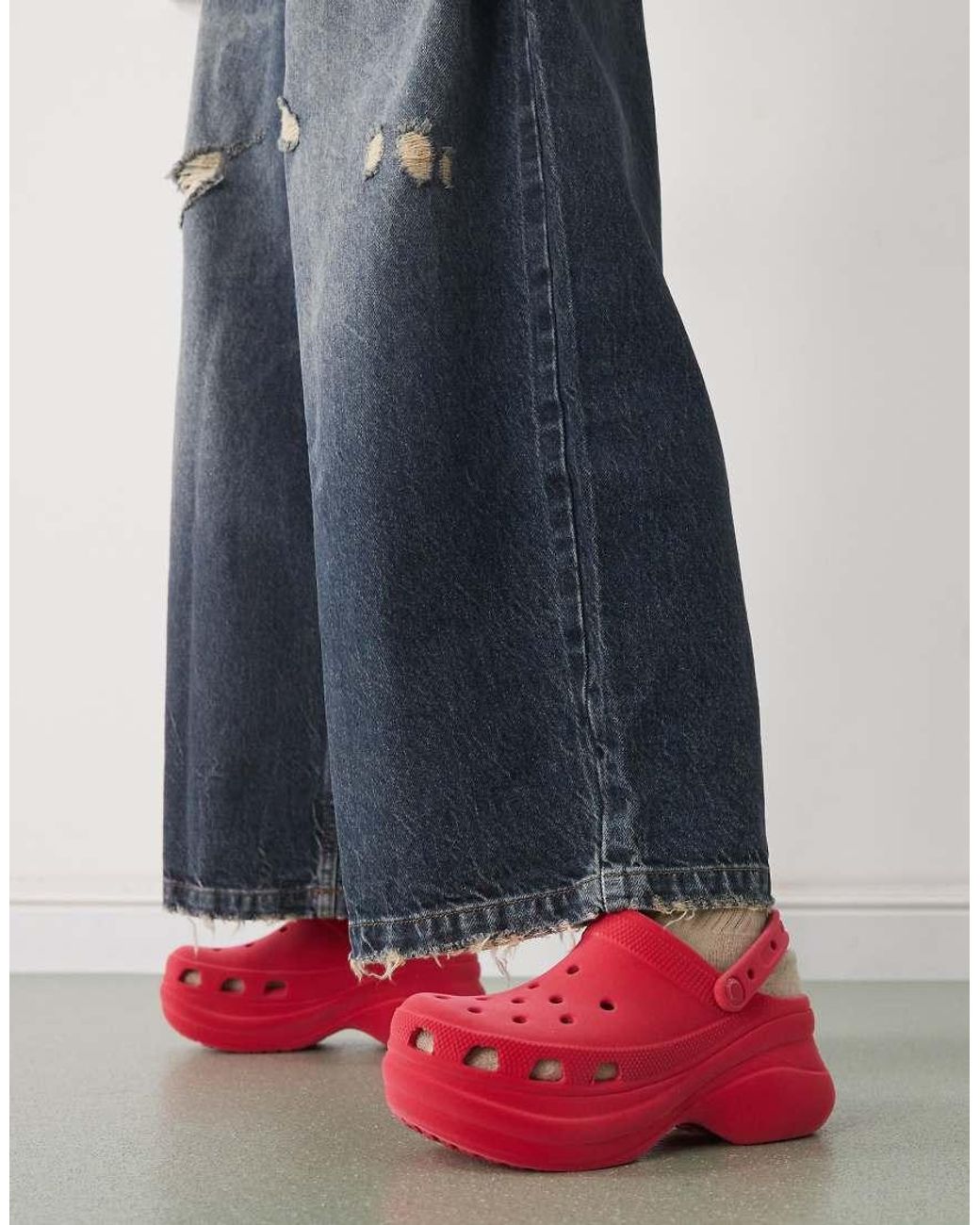 Crocs™ Bae Velvet Platform Clog in Blue | Lyst UK