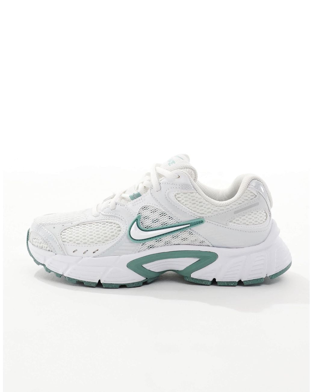 Nike V5 Rnr Sneakers in White | Lyst
