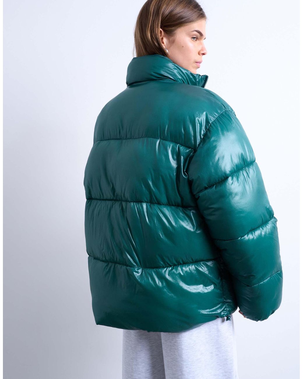 TOPSHOP High Shine Mid Length Puffer Jacket in Green | Lyst