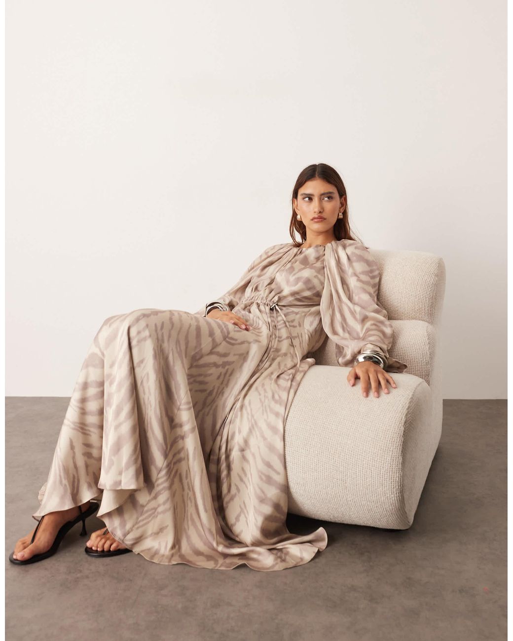 ARRANGE Drawstring Detail Volume Trapeze Maxi Dress in Natural | Lyst