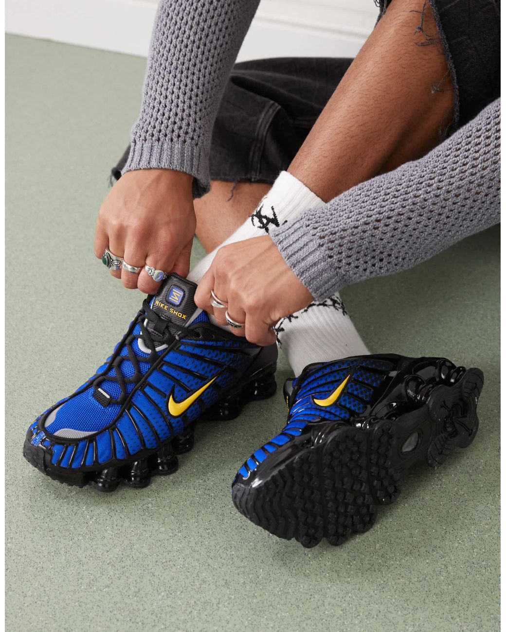 Nike Shox Tl Unisex Trainers in Gray | Lyst