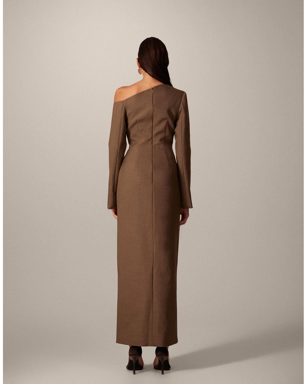ARRANGE Wave Neckline Asymmetric Structured Midi Dress in Natural | Lyst
