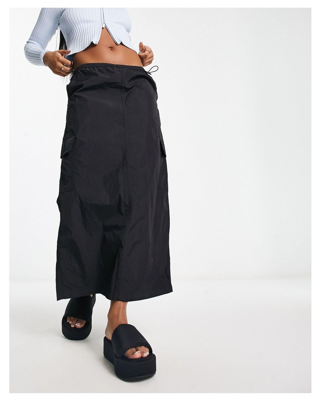 Stradivarius Nylon Parachute Cargo Skirt In Black Lyst