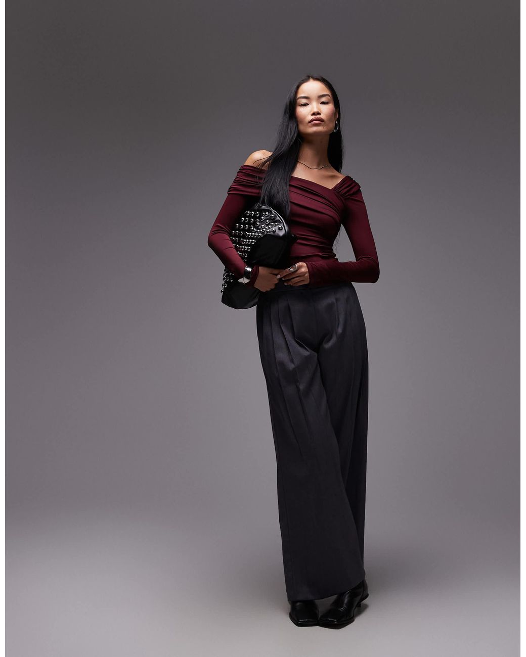 Nia Margo Off-shoulder Long Sleeve Slinky Top in Red | Lyst