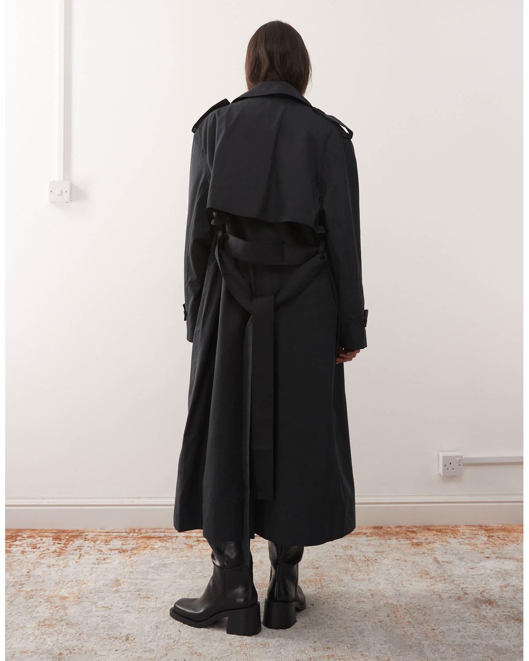 Weekday Oversized Trench Coat in Black | Lyst