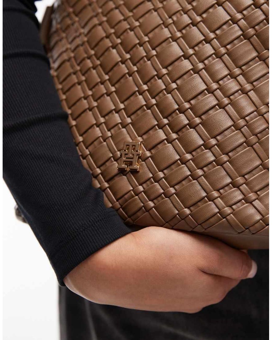 Tommy Hilfiger Braided Shoulder Bucket Bag in Black | Lyst UK
