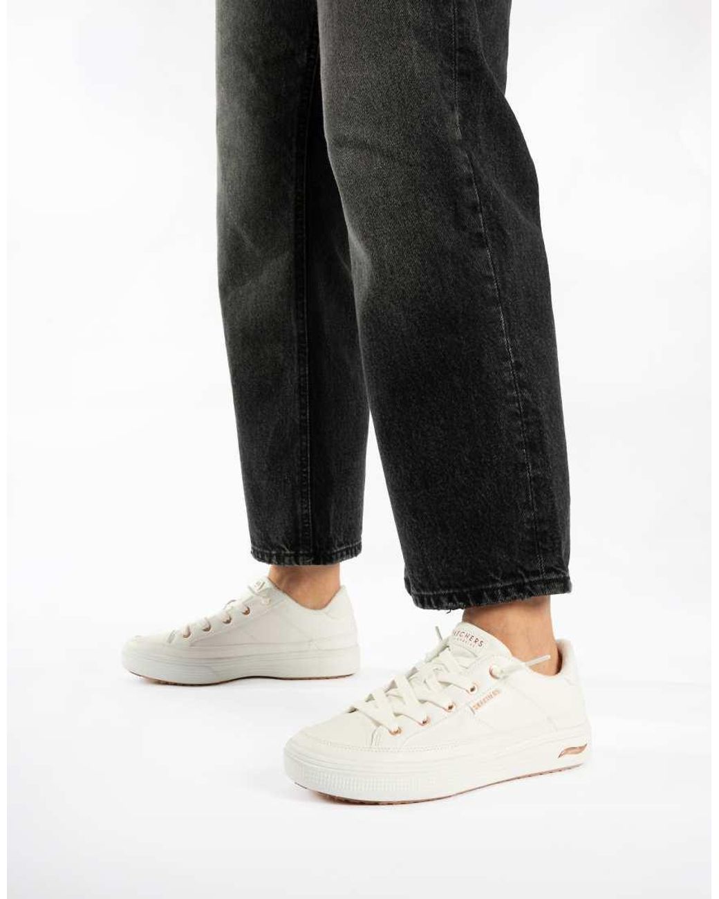 Skechers Arch Fit Arcade On My Way Shoe in White | Lyst UK