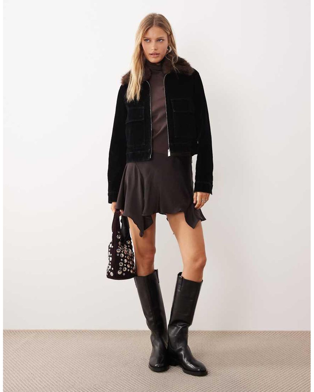 Monki Crinkle Satin Flippy Mini Skirt in Natural | Lyst UK