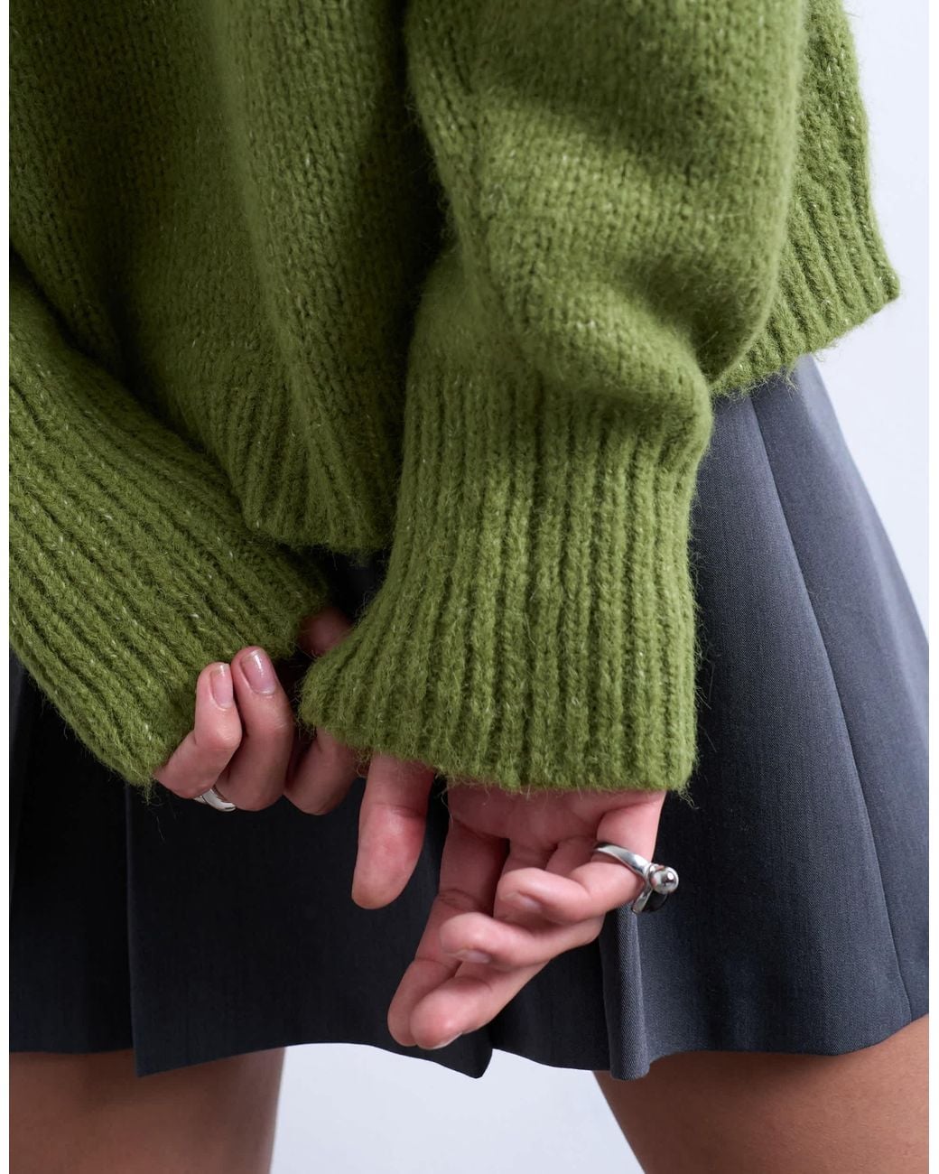 TOPSHOP Knitted Wool Blend Fluffy V Neck Jumper in Green | Lyst