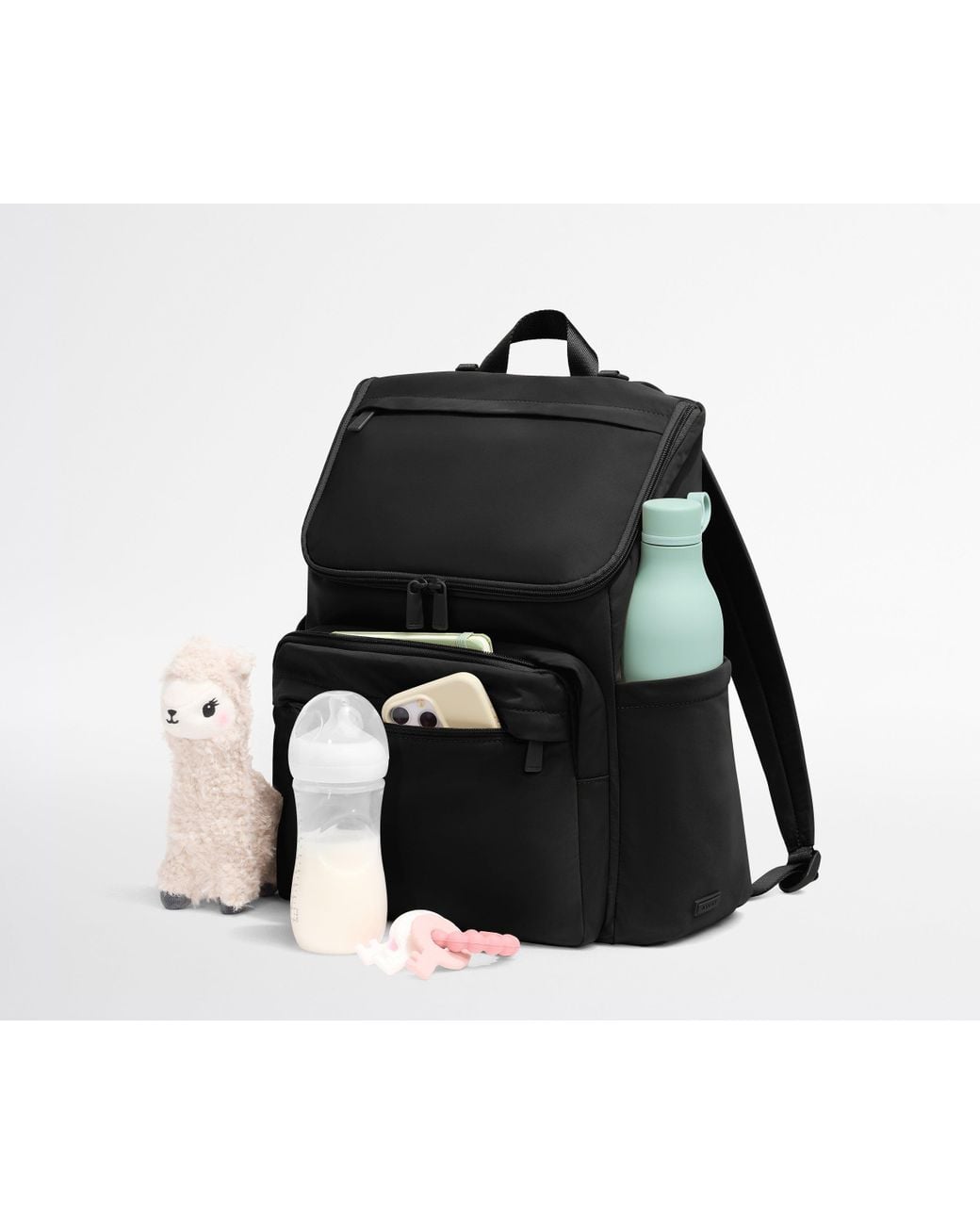 Away Travel Featherlight Diaper Backpack in Black | Lyst UK