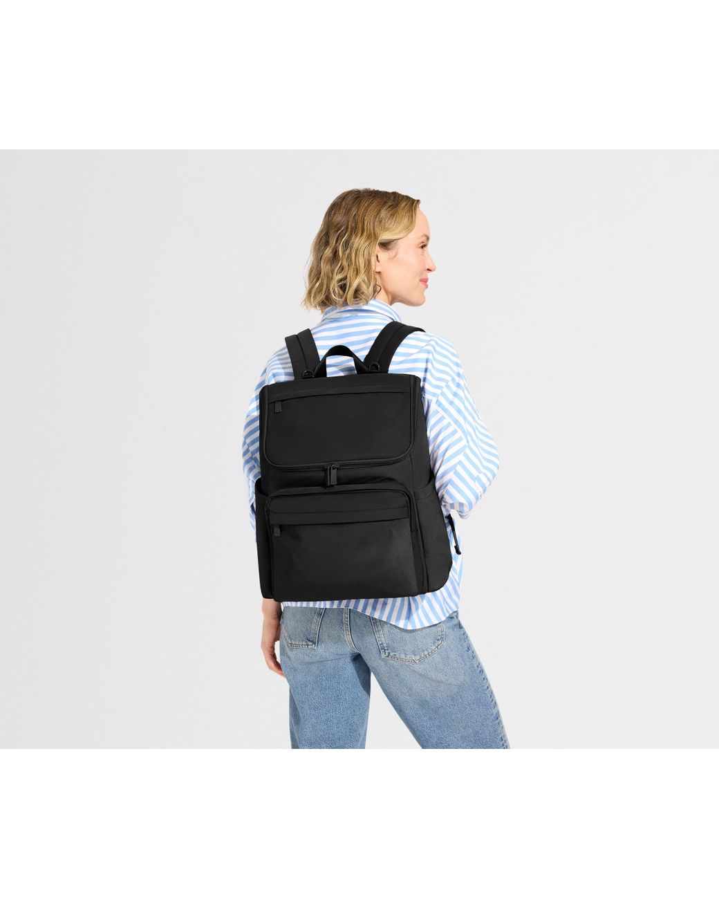 Away Travel Featherlight Diaper Backpack in Black | Lyst UK