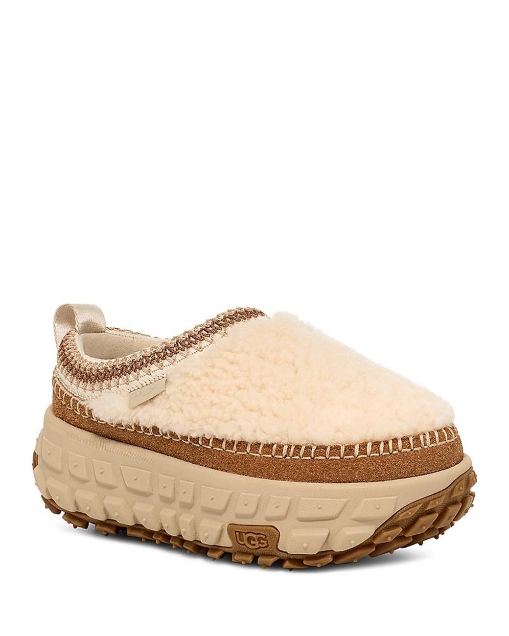 UGG Venture Daze Cozy Shearling Clogs in Natural | Lyst