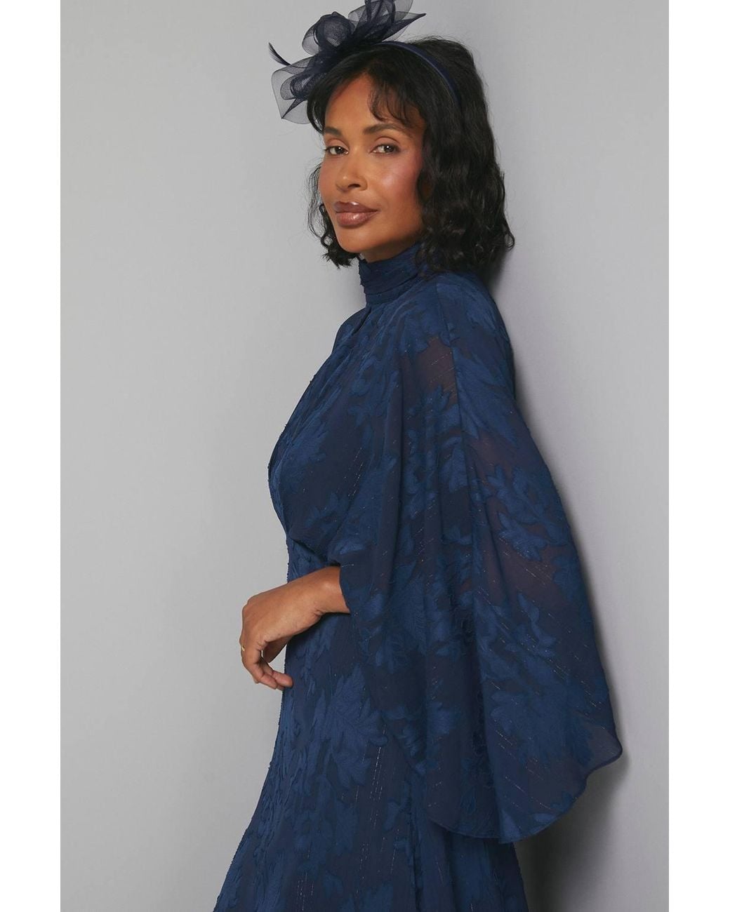 Wallis Jacquard Cape Sleeve Midaxi Dress in Blue | Lyst