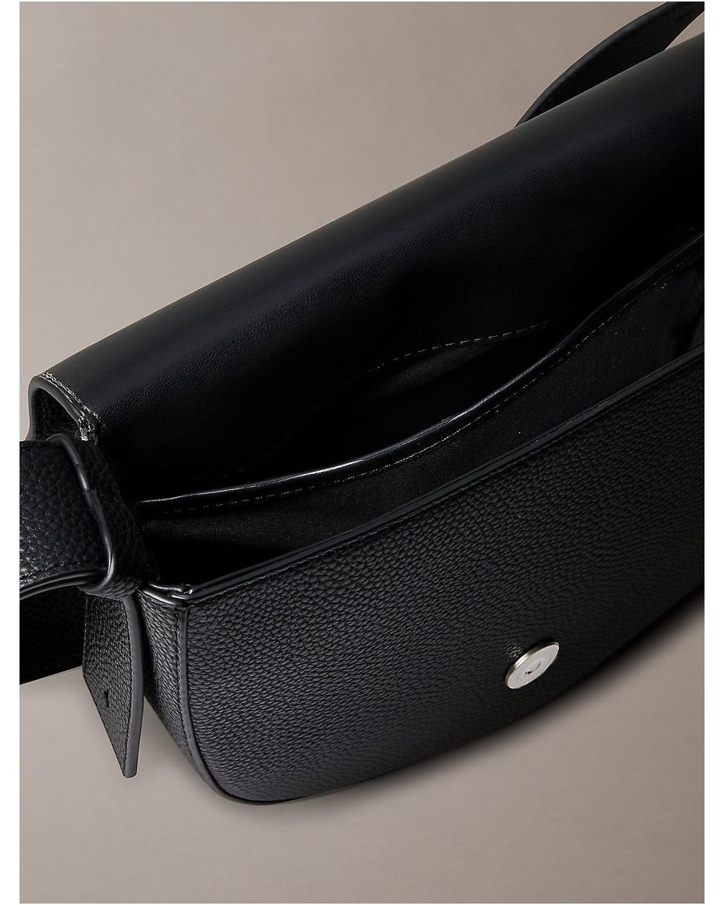 Calvin Klein Archive Hardware Saddle Bag in Black | Lyst