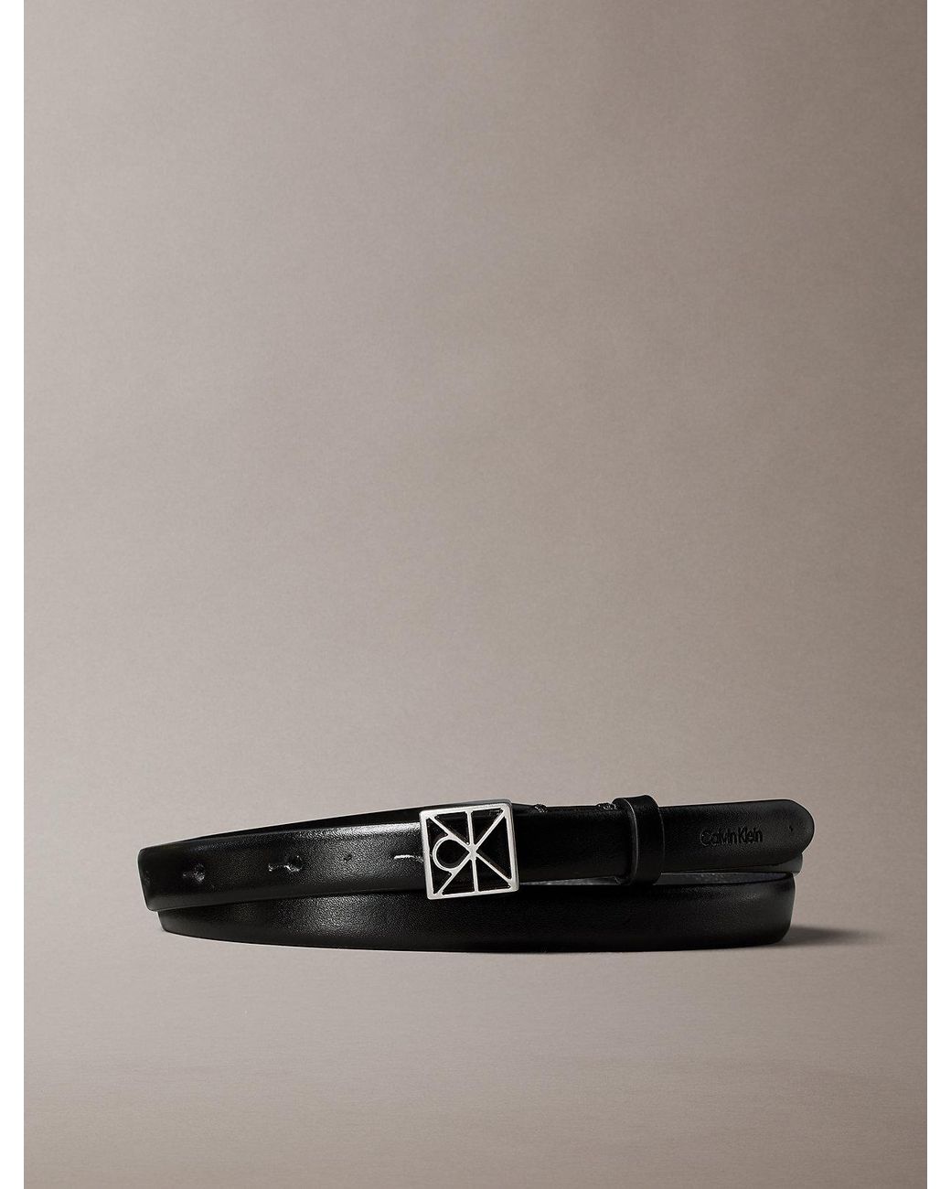 Calvin Klein Slim Leather Emblem Logo Belt in Grey | Lyst UK