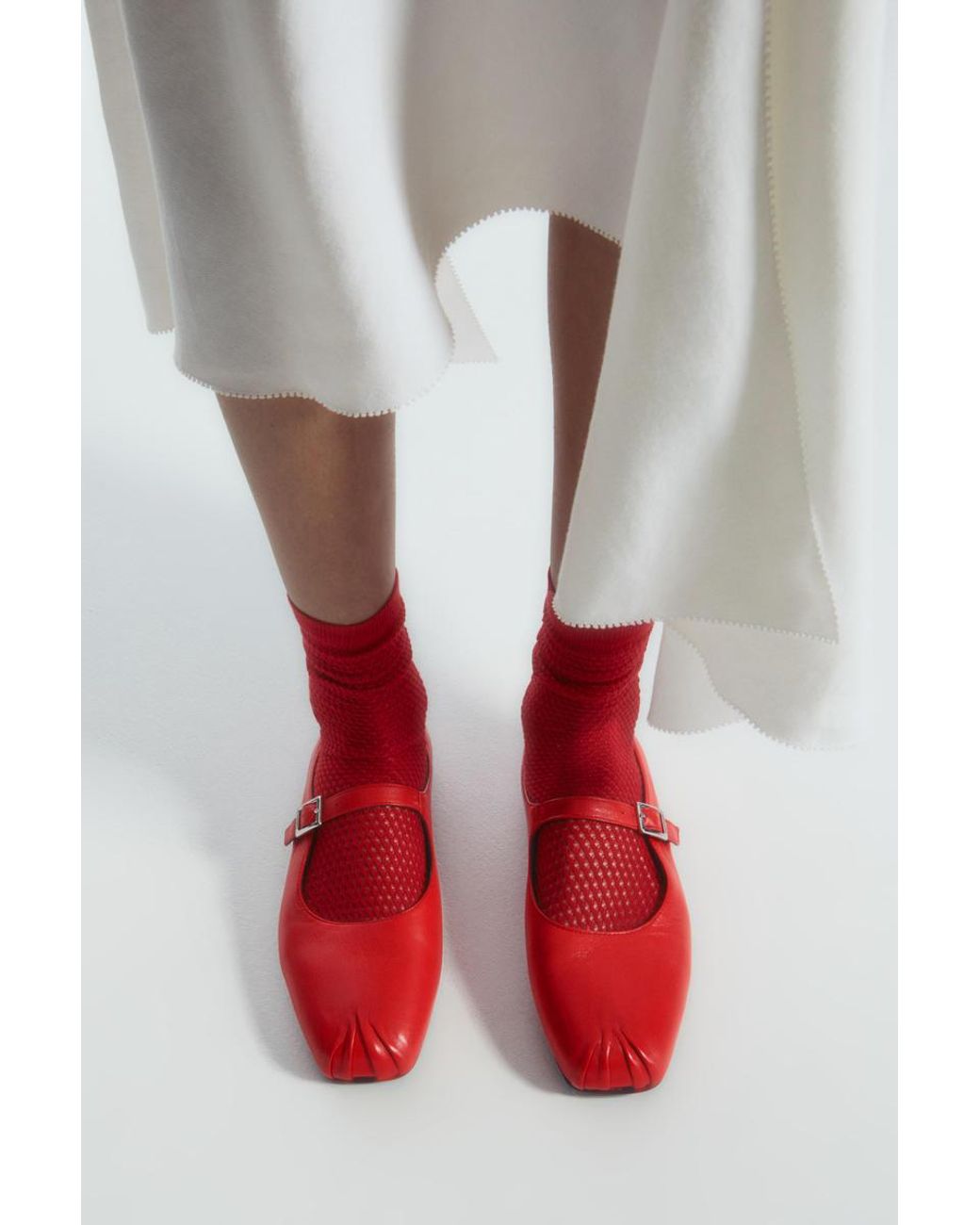 COS Ballerinas Aus Leder Mit Falten Vorne in Rot | Lyst DE