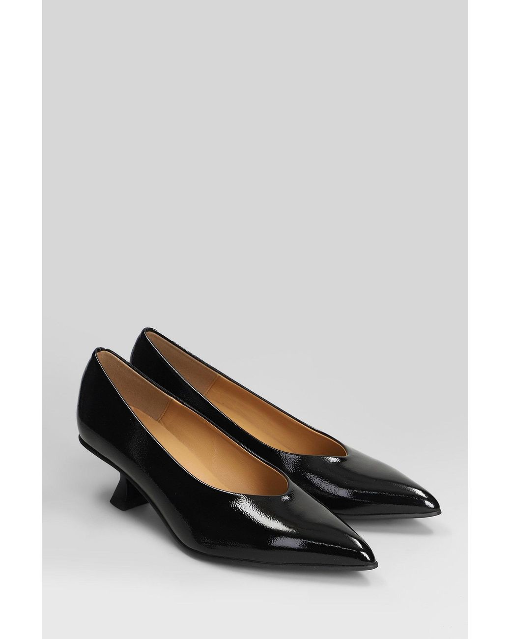 Pedro Miralles Pumps In Black Leather in Gray | Lyst