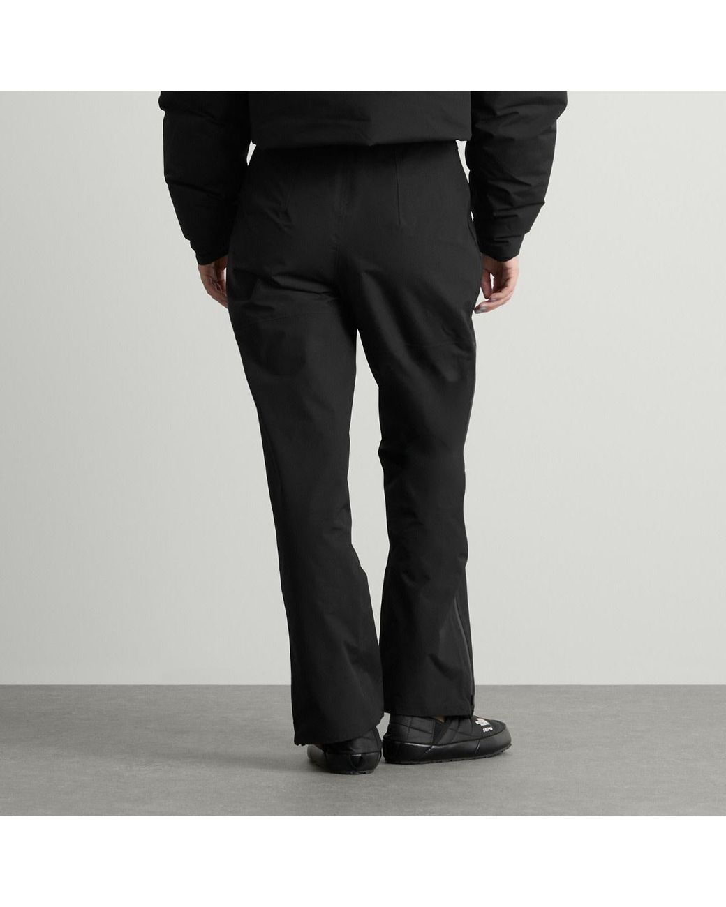 The North Face X Skims W Seam Tape Pant in Gray | Lyst