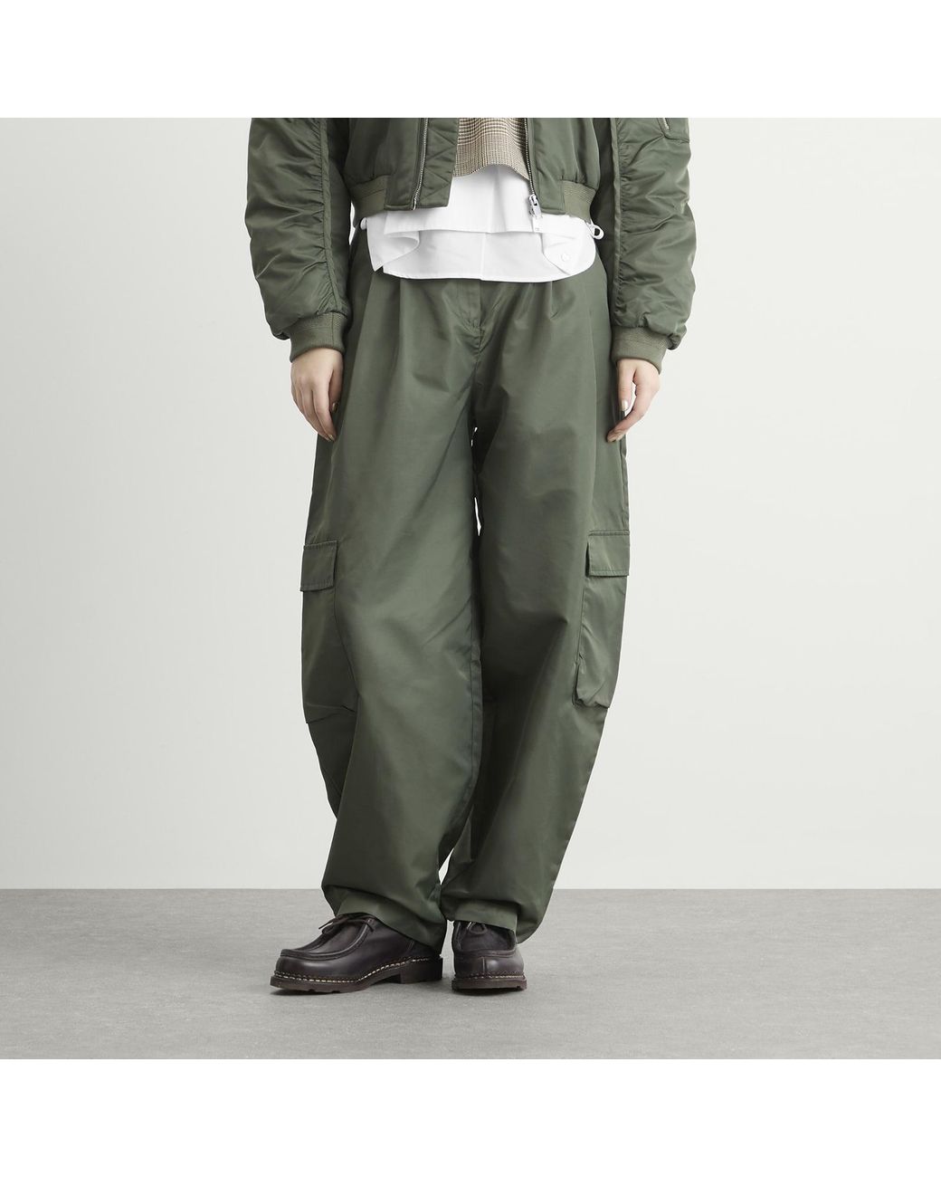 Stel Tapered Nylon Barrel Leg Trousers in Green | Lyst UK