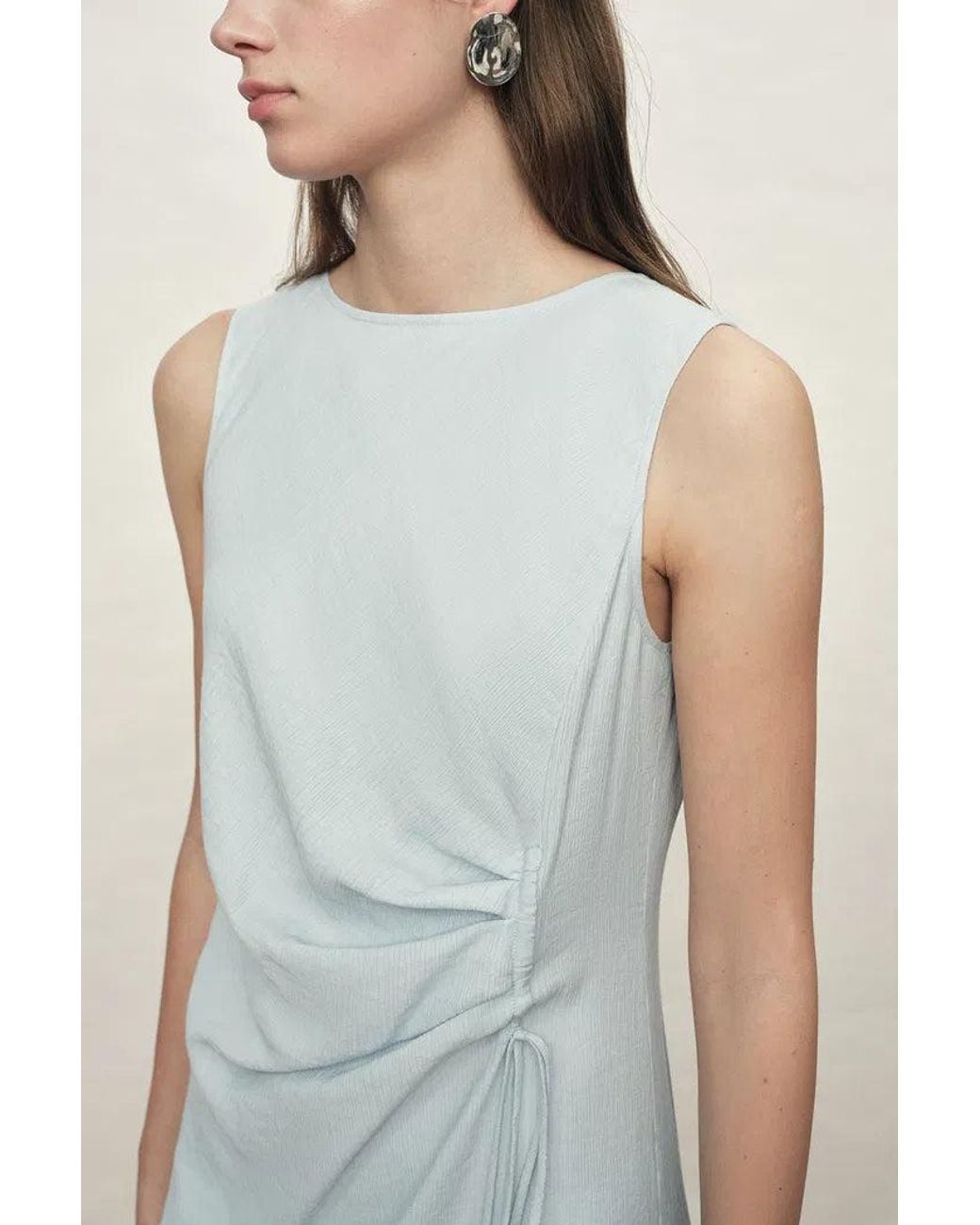 Fabrique Arilyn Petal Drawstring Dress in Natural | Lyst UK