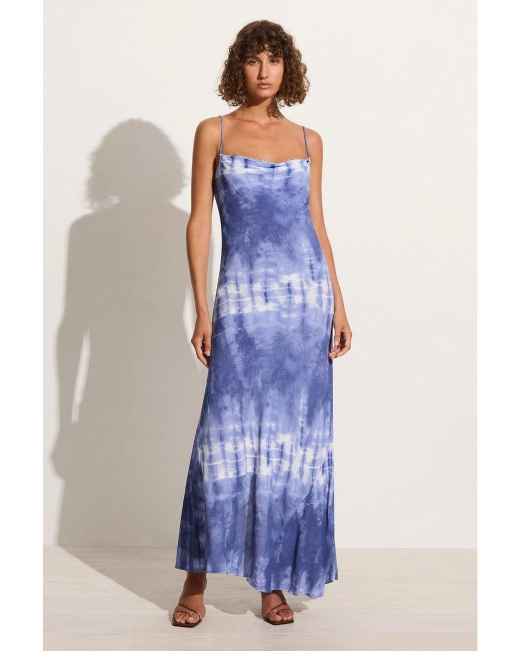 La Muse Sisudo Maxi Dress Ceira Slate, / Ceira in Blue | Lyst