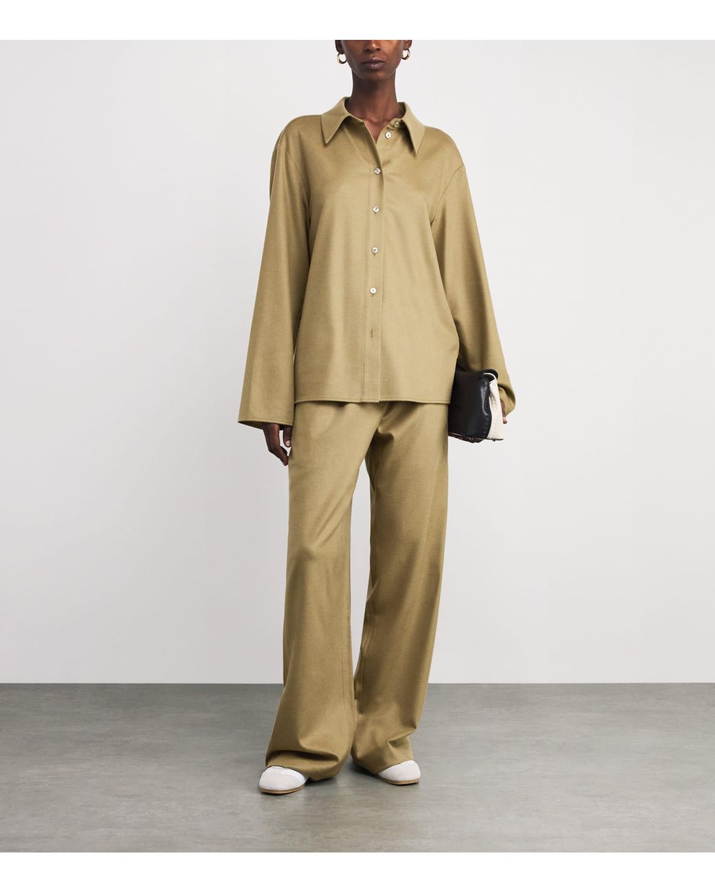 Soft Goat Wool-Silk-Cashmere Wide-Leg Trousers in Natural | Lyst
