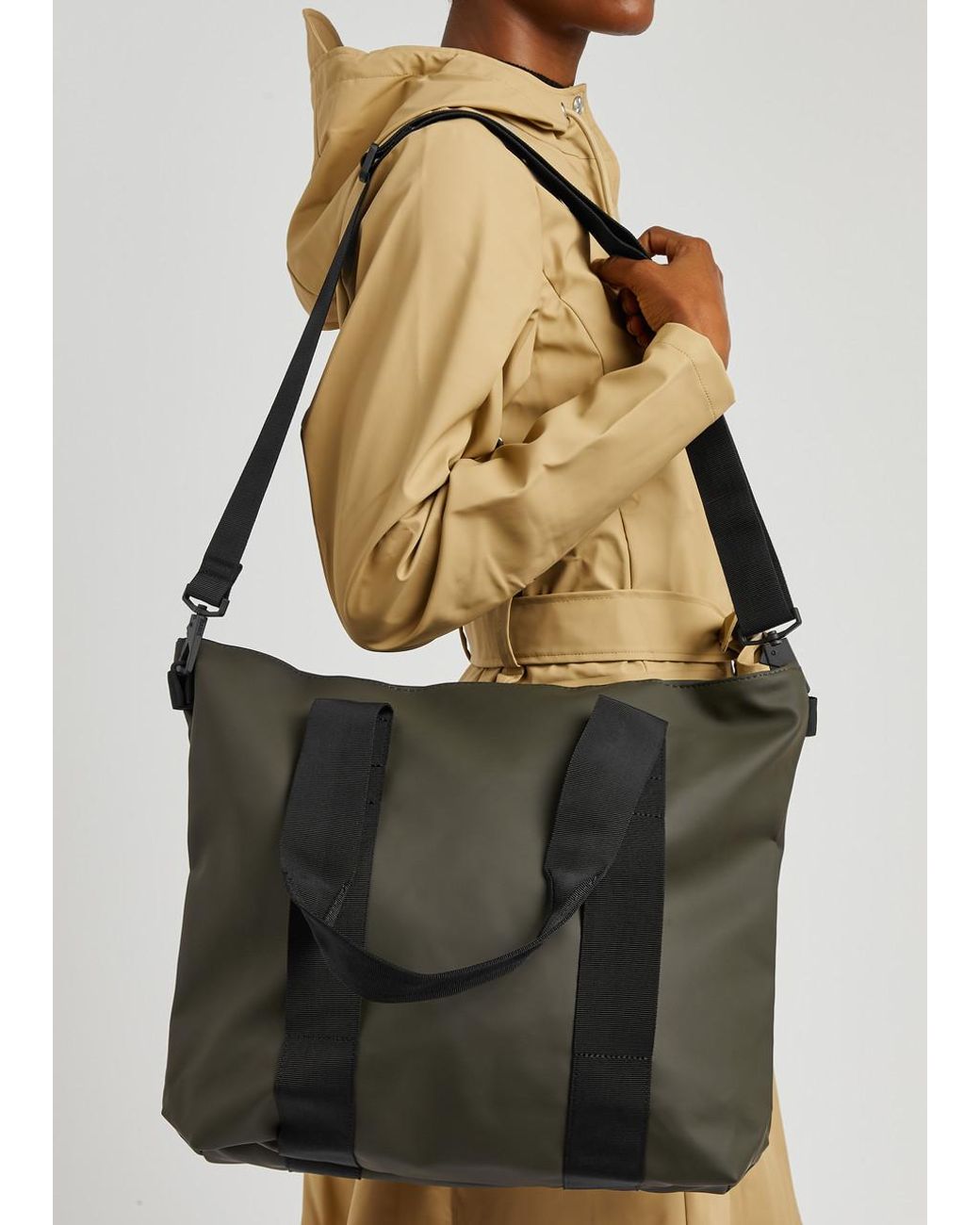 Rains Rush Rubberised Tote in Black | Lyst