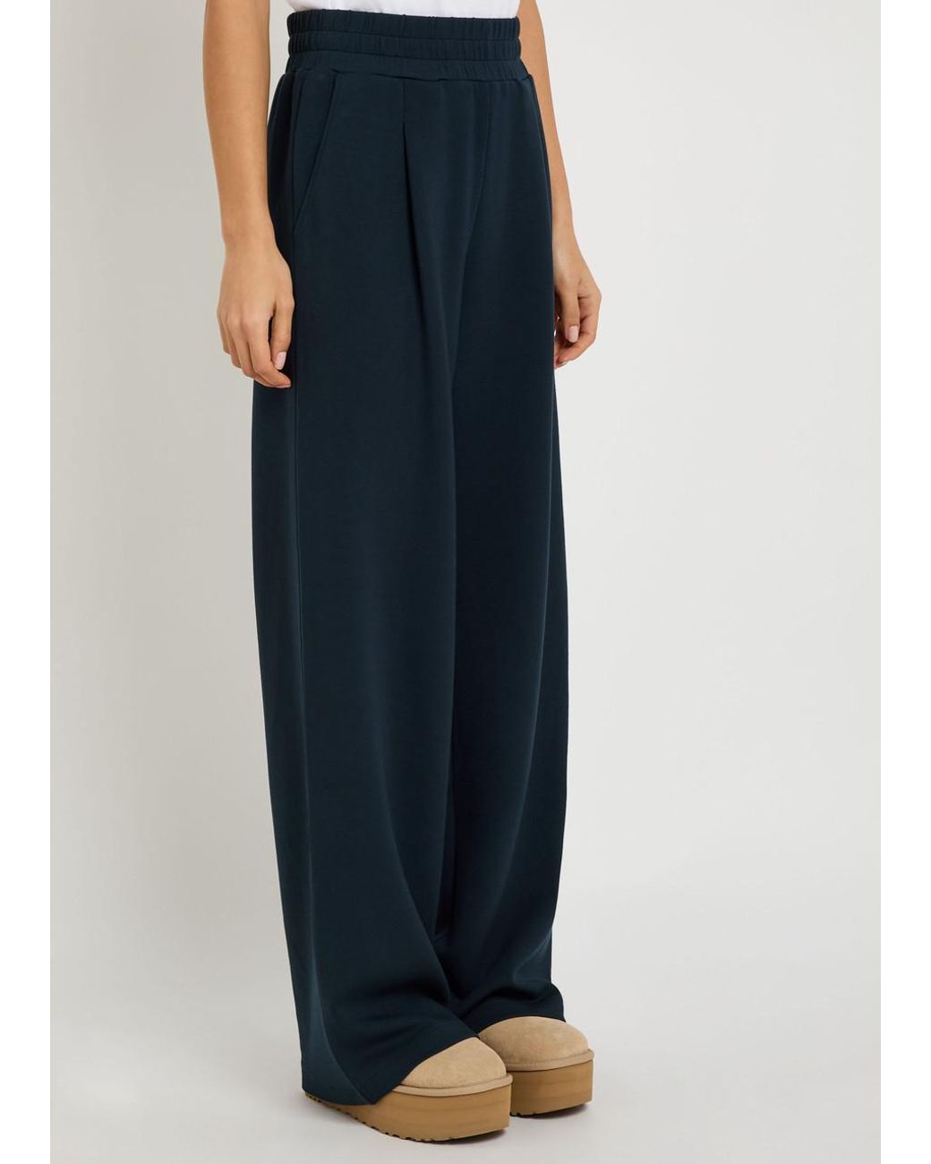 Varley The Extra Wide Leg 32 Stretch-Jersey Sweatpants in Blue | Lyst UK