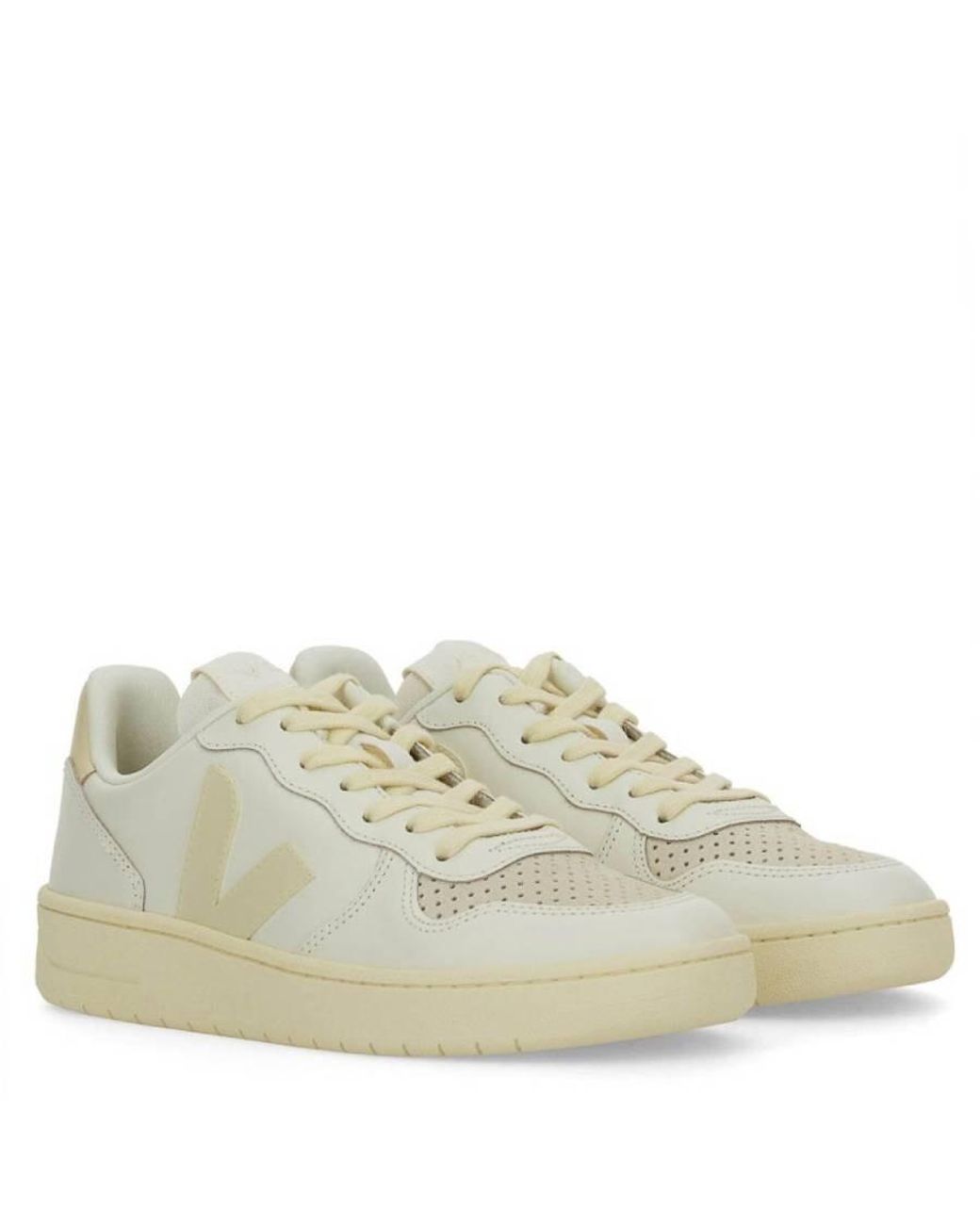 Veja V-10 Leather Pure Calcaire Sneakers, Brand Size 35 Us in Green ...