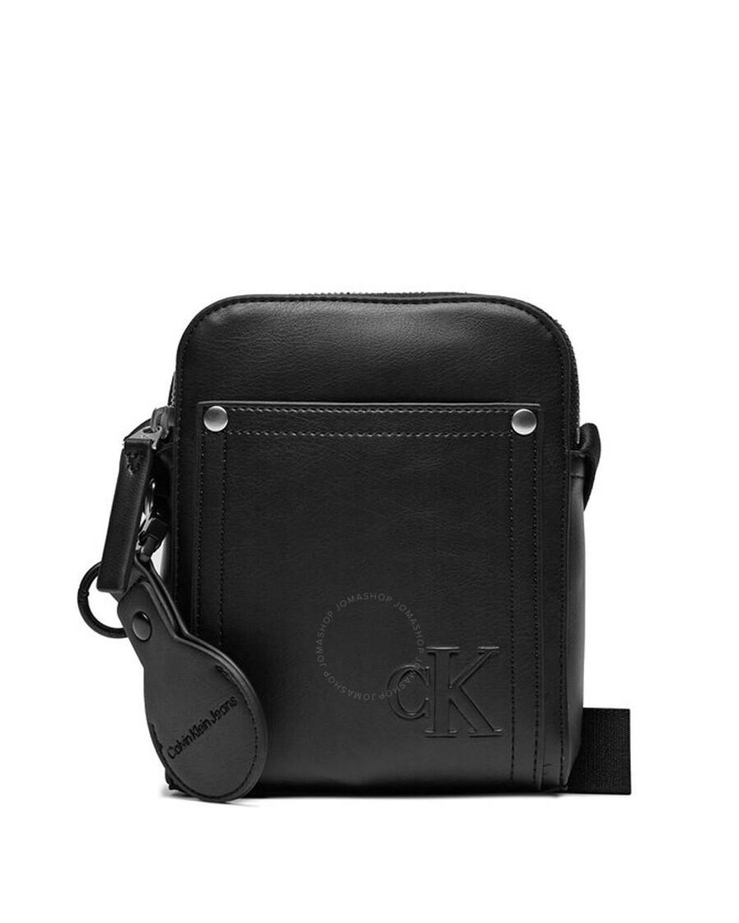 Calvin Klein Ck Tagged Reporter Messenger Bag in Black for Men | Lyst