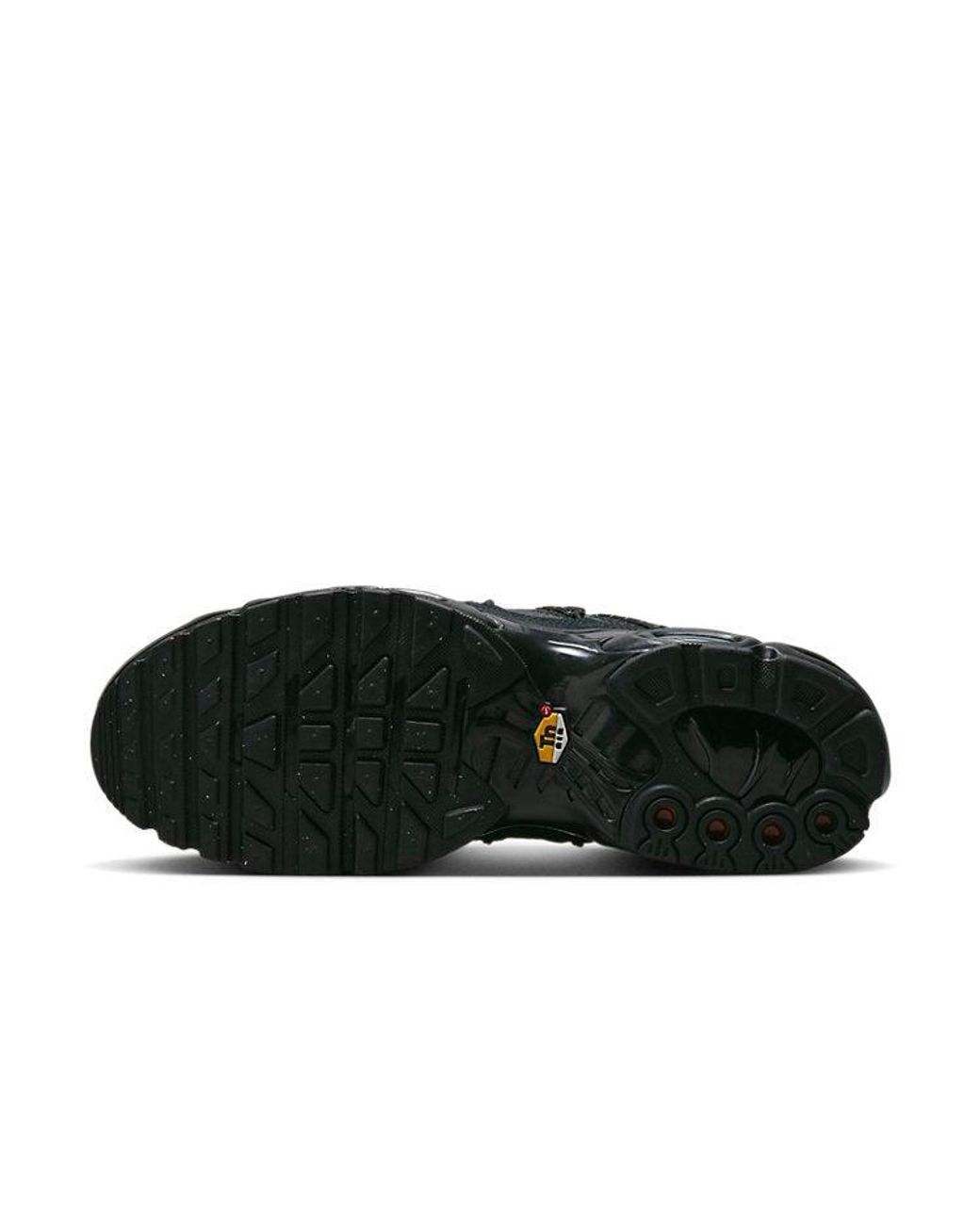 Nike Air Max Plus Utility Shoes in Black for Men | Lyst
