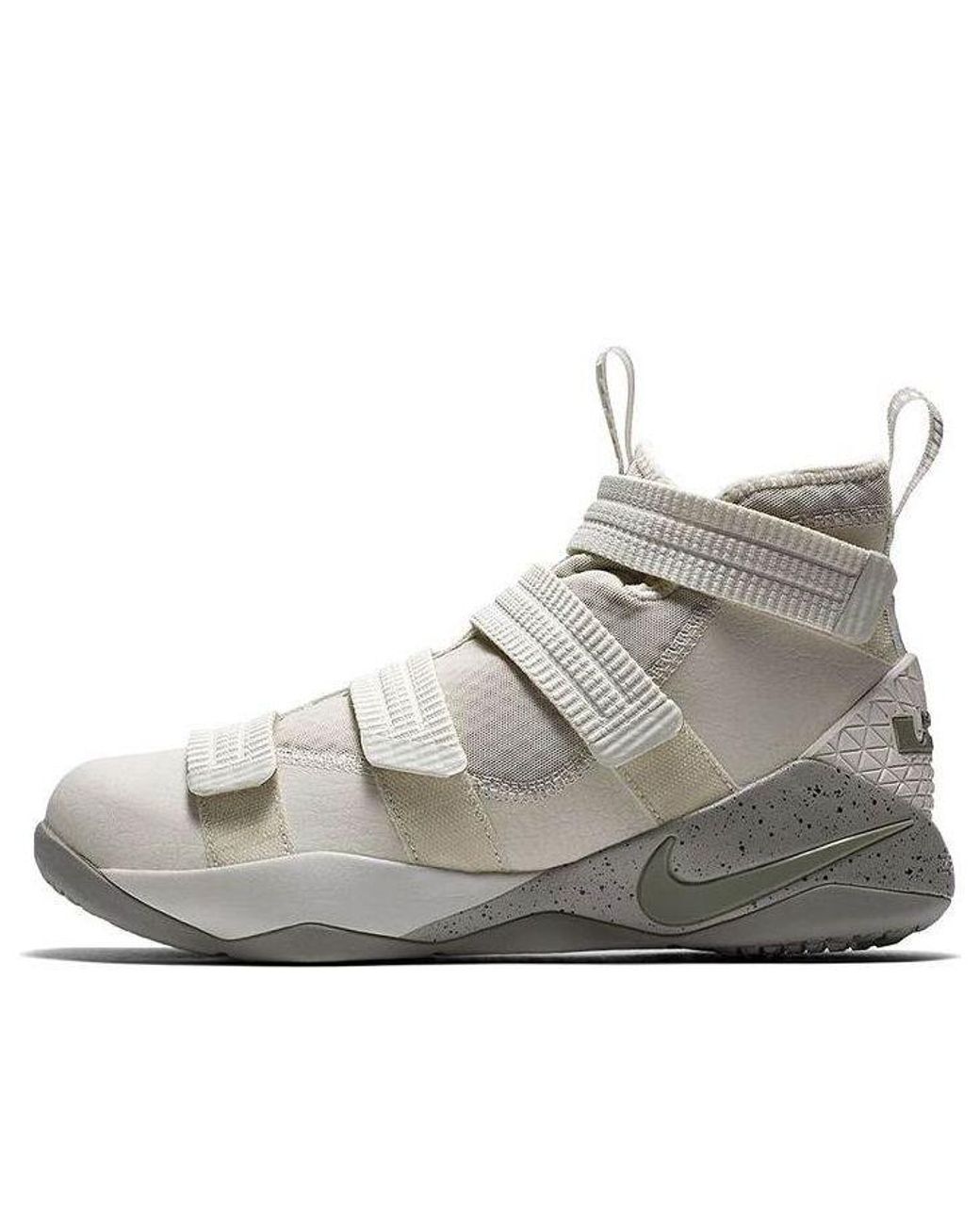 Nike Lebron Soldier 11 Sfg 'Light Bone' in Metallic for Men | Lyst