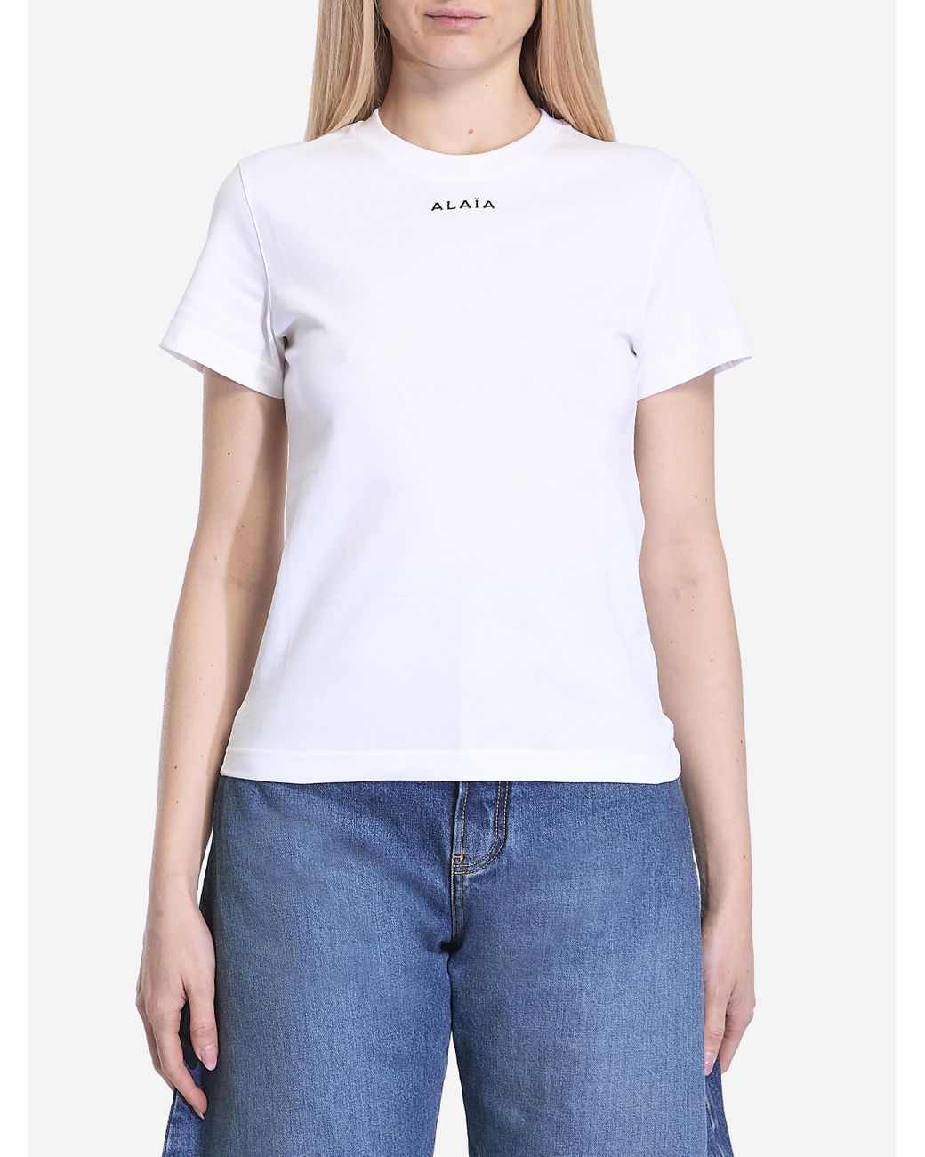 Alaïa Logo Tshirt in White | Lyst