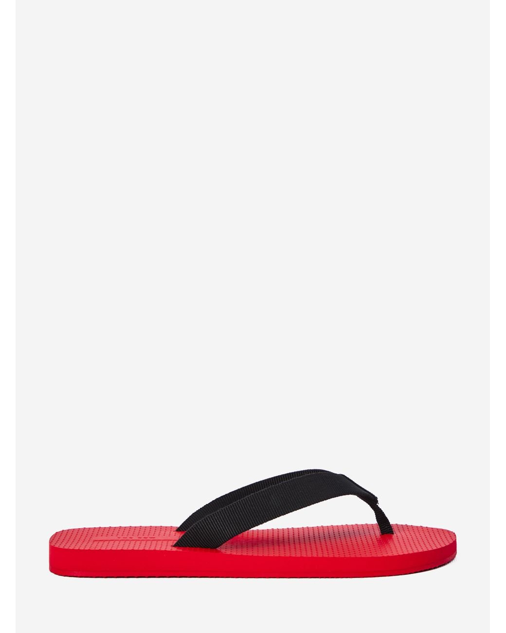 The Row Dune Thong Sandals in Red | Lyst