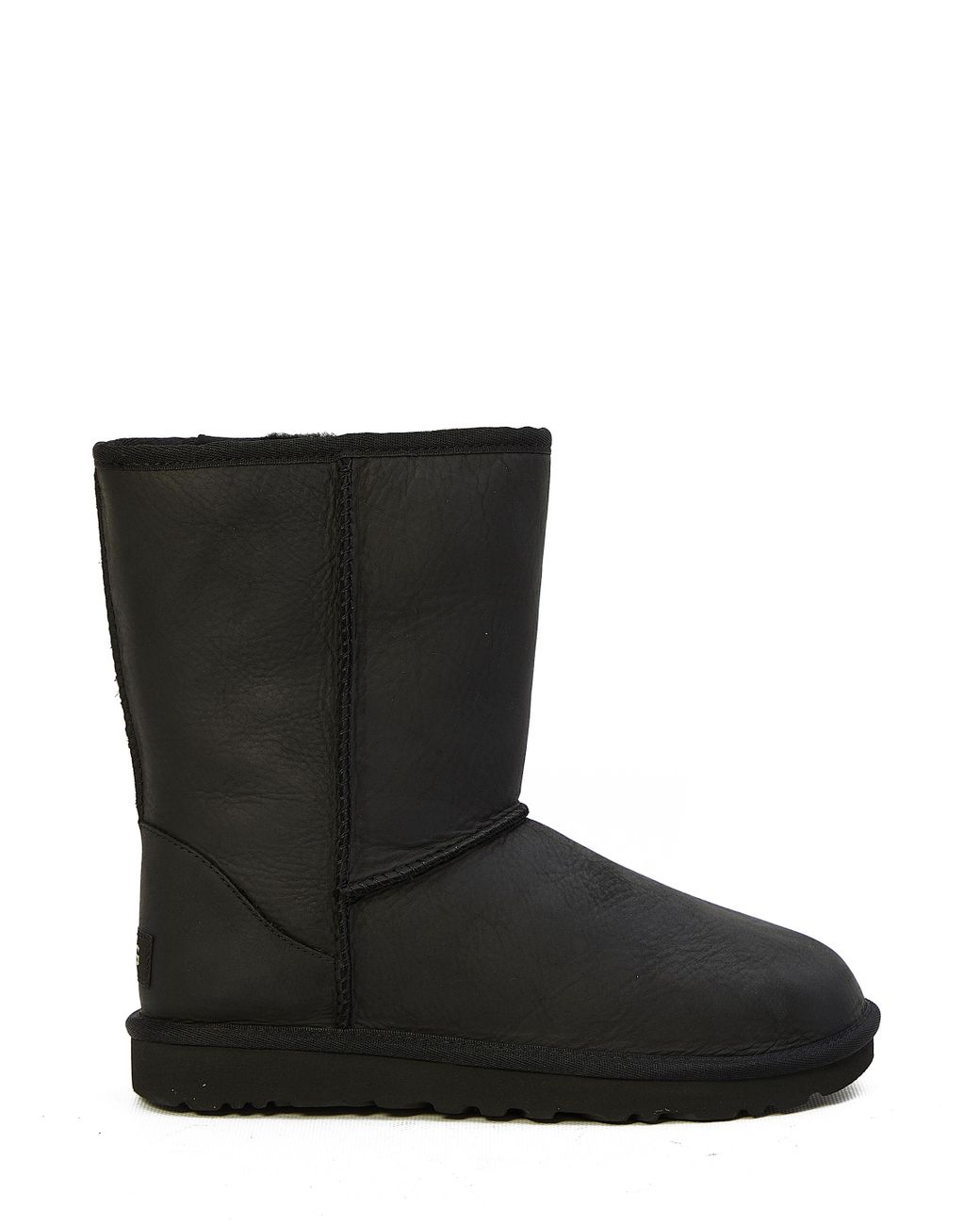 UGG Classic Short Leather in Black | Lyst