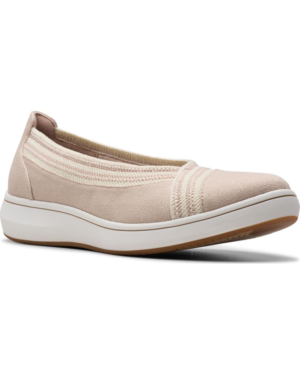 Clarks Cloud Steppers Breeze Sky Air Closed Toe Shoes in White | Lyst