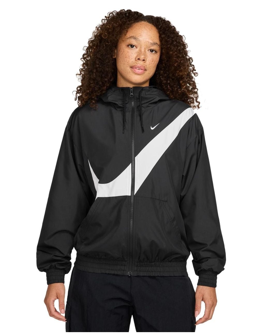 Nike Loose Uv Protection Full-zip Logo Jacket in Black | Lyst