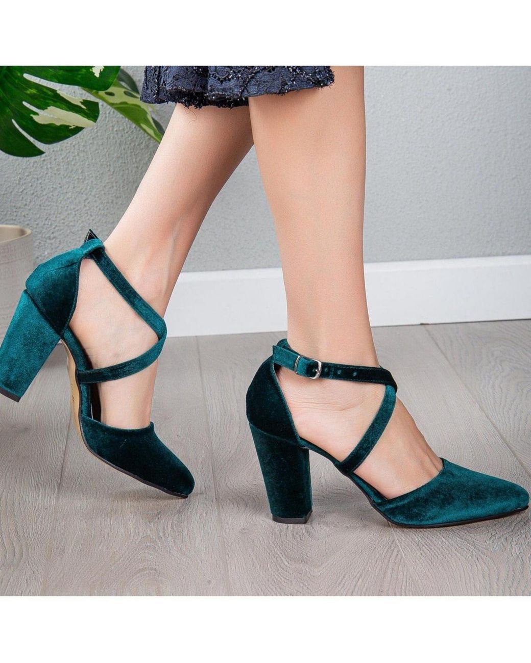 Forever & Always Shoes Sina Criss Cross High Block Heels in Black | Lyst