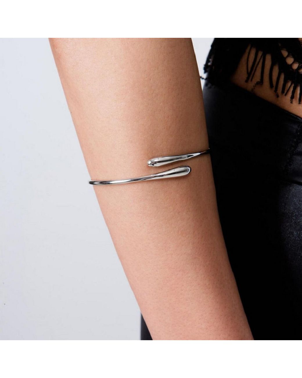 Lucy Quartermaine Cross Open Drop Bangle Bracelet in White | Lyst