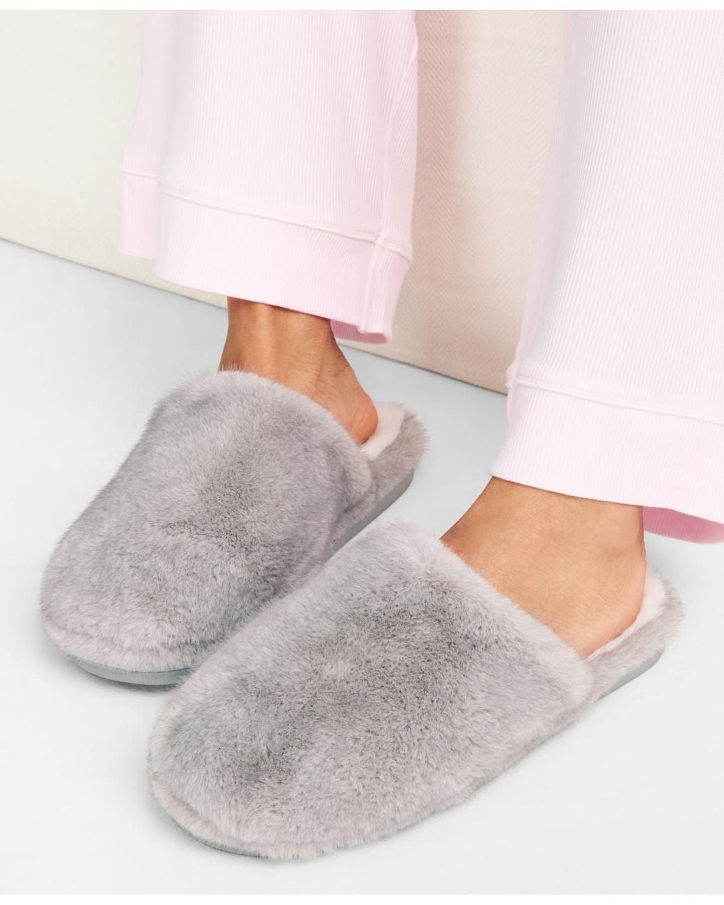 State Of Day Boxed Two-tone Faux-fur Slide Slippers in Gray | Lyst