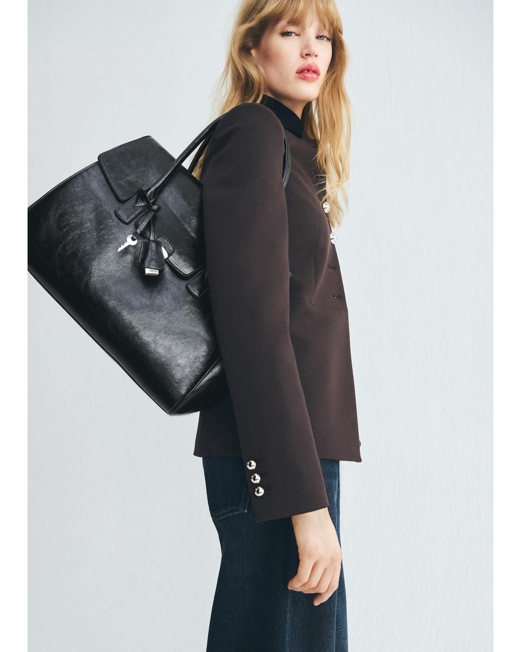 Mango Medium City Handbag With Flap in Black | Lyst
