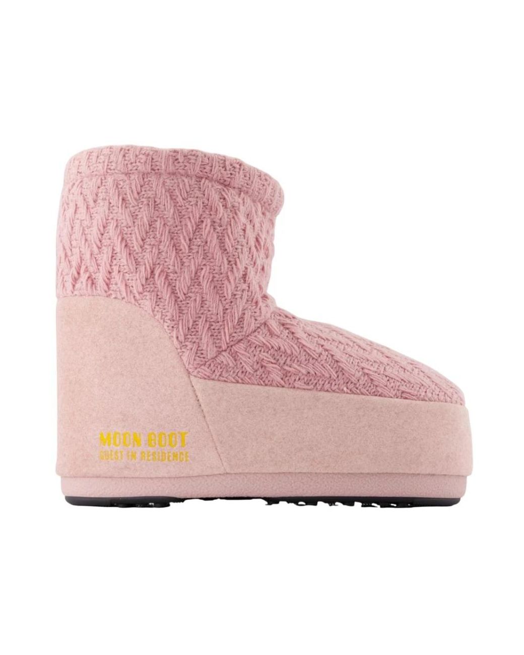 Moon Boot Winter Boots in Pink | Lyst
