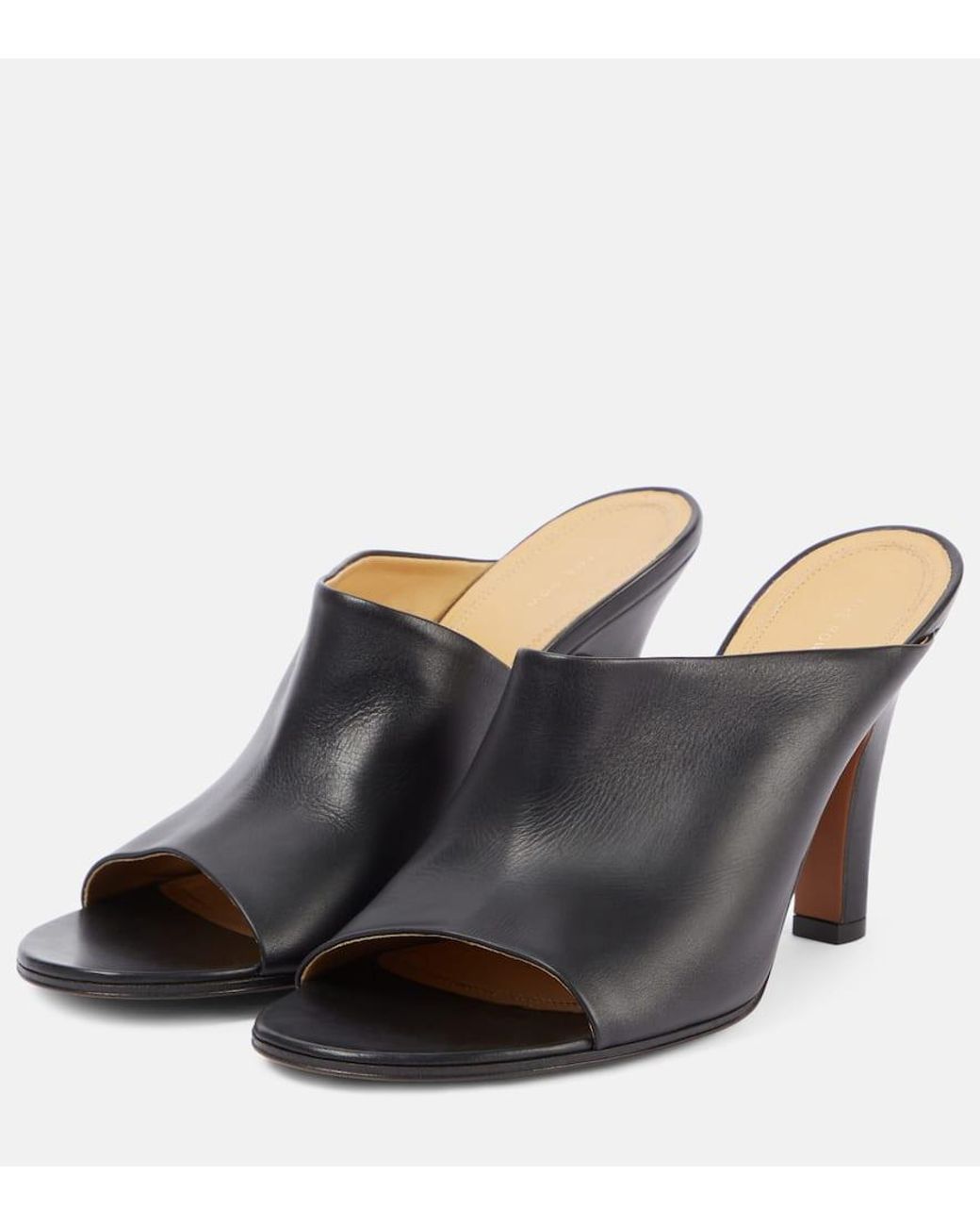 The Row Signum 90 Leather Mules in Black | Lyst